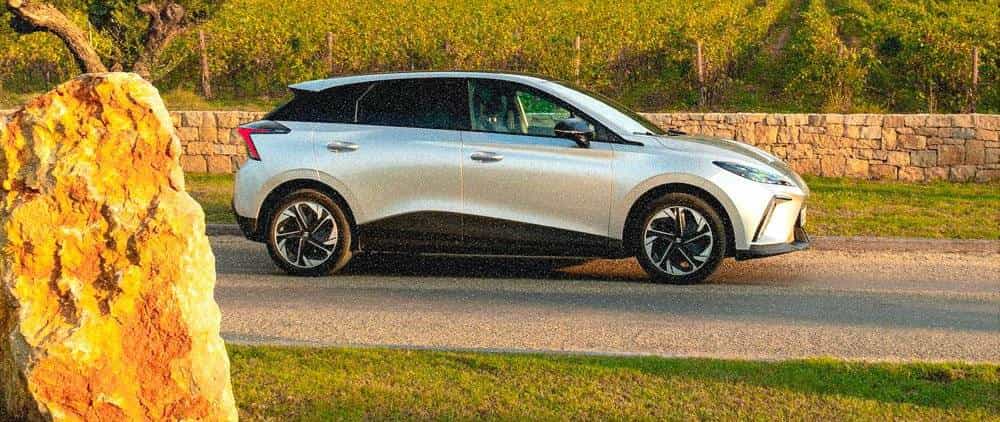 Leasing MG MG4 dès 245 € / mois en LOA ou LLD